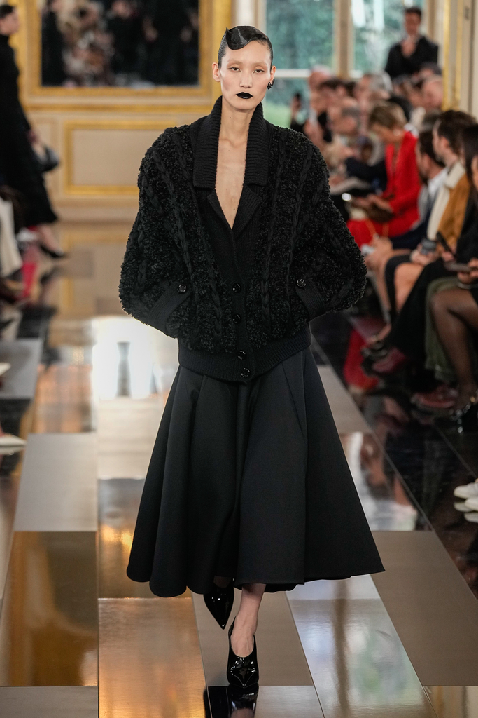 VALENTINO FW 24-25 WOMEN | Foto Sfilata Amica